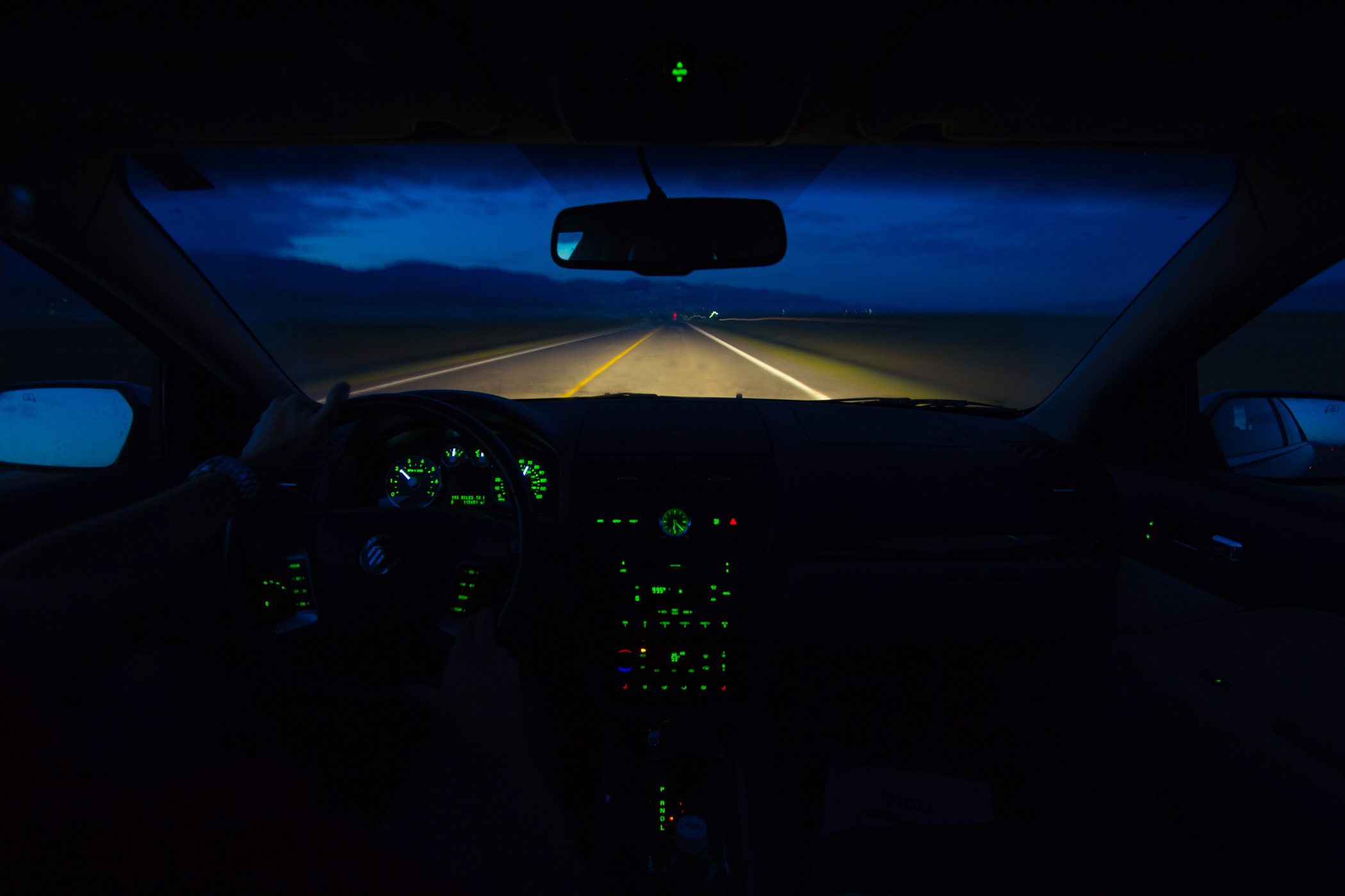 Tips to safely photograph a driving experience – Carltonaut